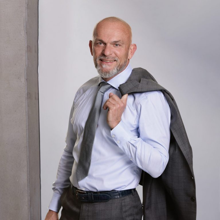 Team Archive - World Bearing Trade